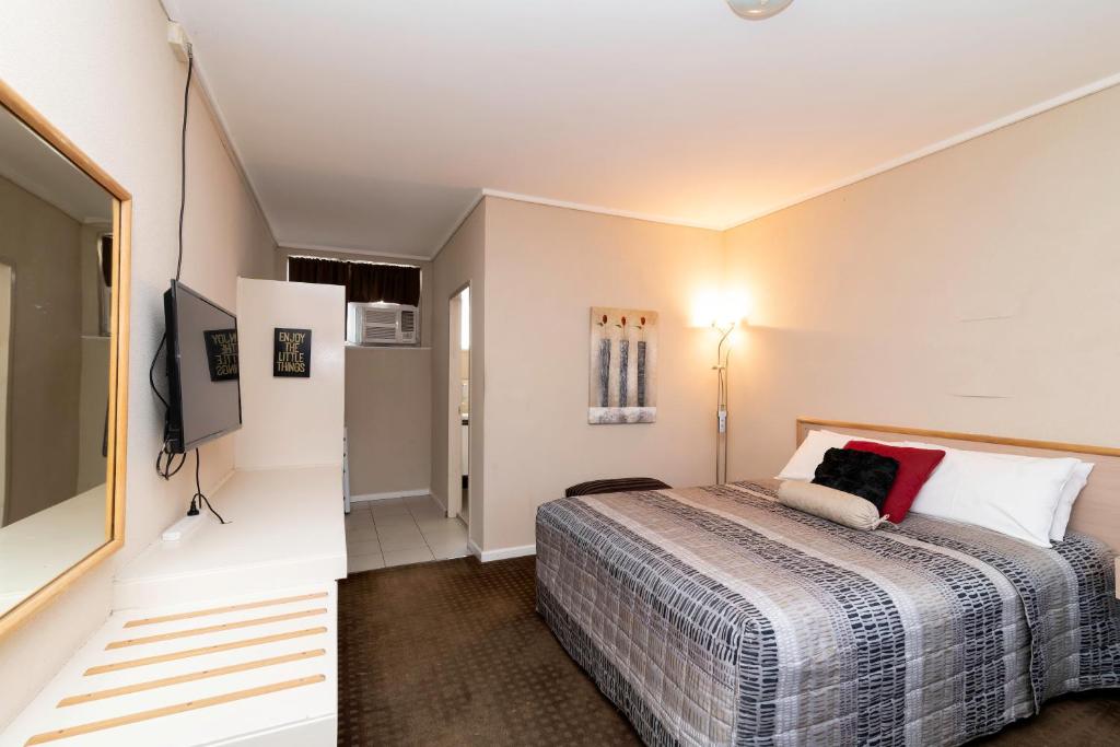 Prince Mark Motor Inn:Home